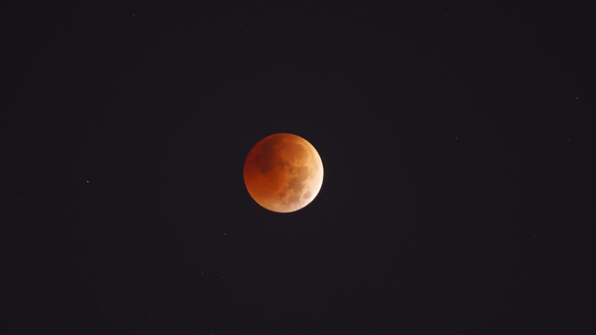 How to watch the ‘blood moon’ total lunar eclipse tonight – NBC 5 ...