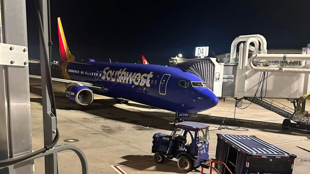 SWA flight diverts, five hours later completes 10-minute leg to ...