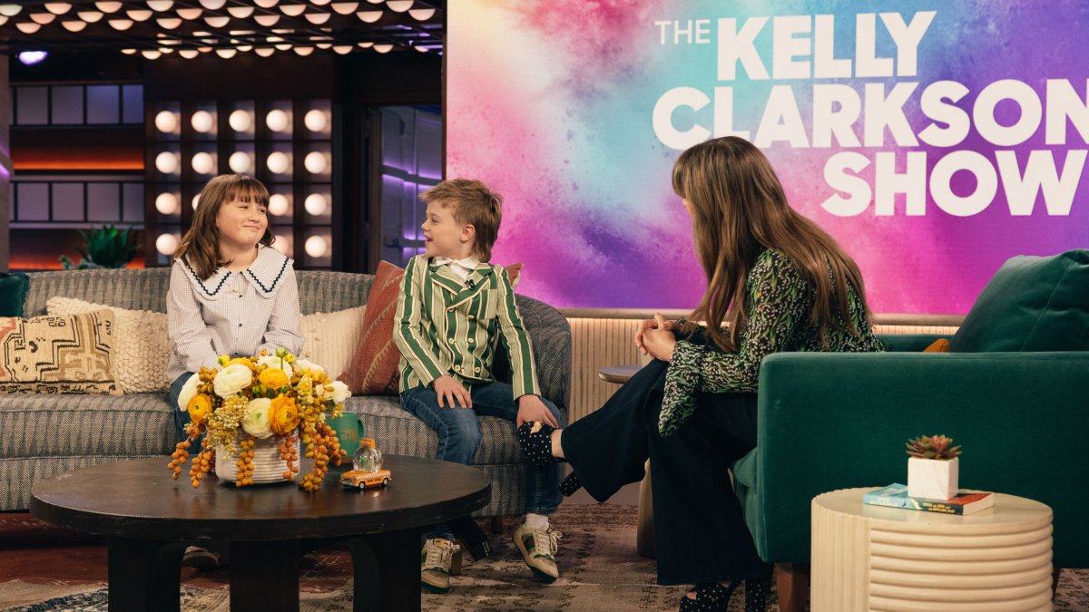 Kelly Clarkson shares update on coparenting with ex-husband – NBC 5 ...