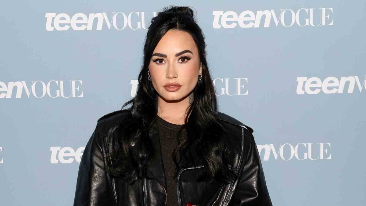 Demi Lovato responds to fans’ concern over video of her ‘shaking’ – NBC ...