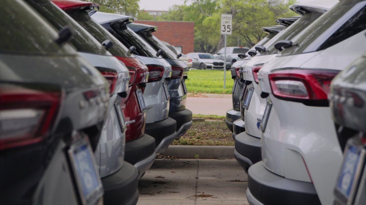 Auto experts warn tariffs could raise repair and car costs – NBC 5 ...