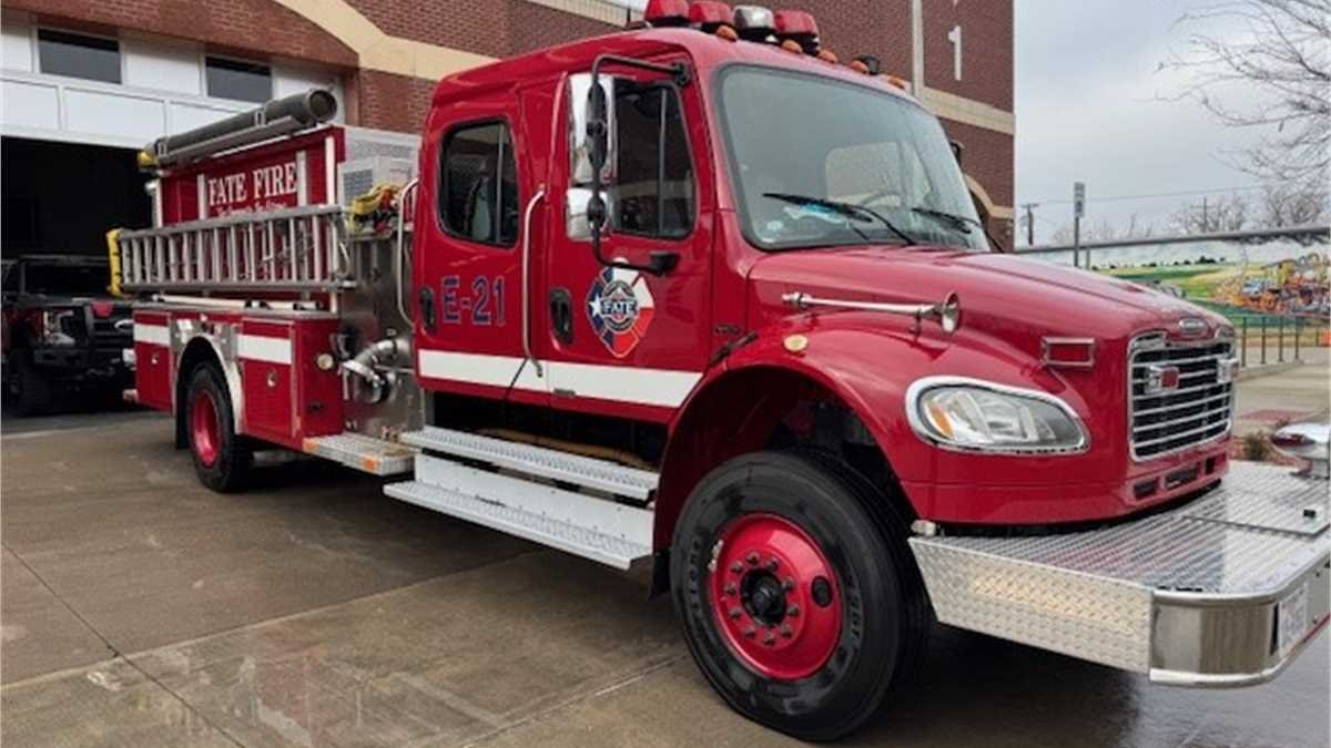 Fate DPS auctions off fire truck – NBC 5 Dallas-Fort Worth