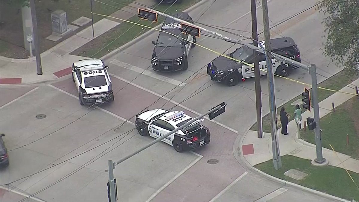 4 hit by pickup truck, 1 child dead, Dallas Police say – NBC 5 Dallas ...