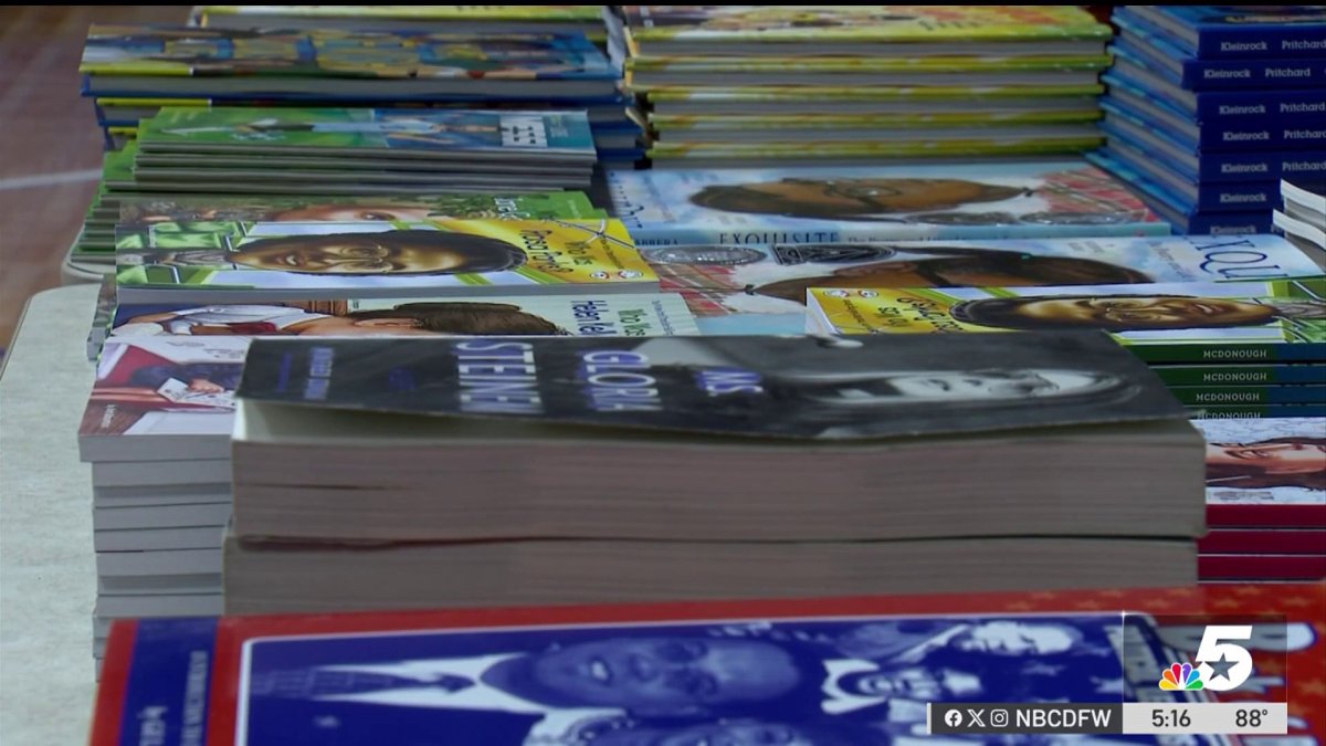 NBC 5 holds book giveaway in Reading With You initiative – NBC 5 Dallas ...