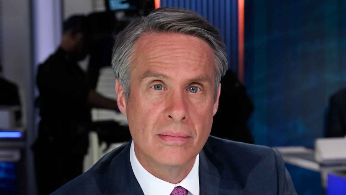 ABC News suspends Terry Moran over posts about Trump and Miller – NBC 5 ...