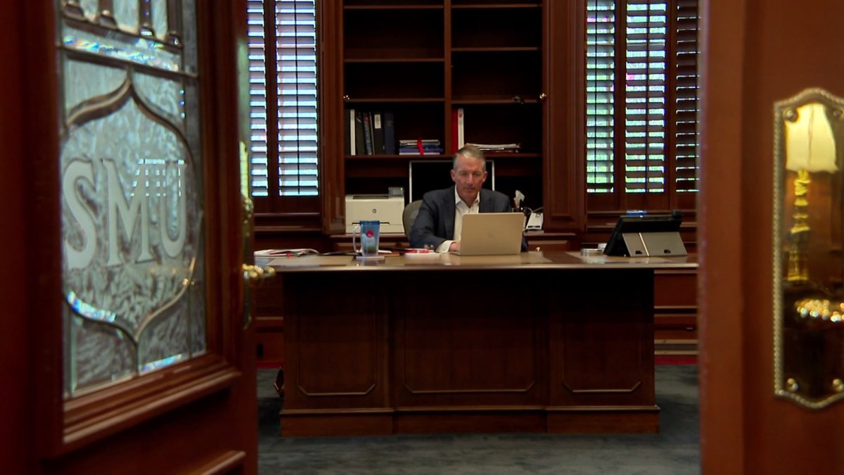 Former UT president Jay Hartzell takes the reins at SMU – NBC 5 Dallas ...