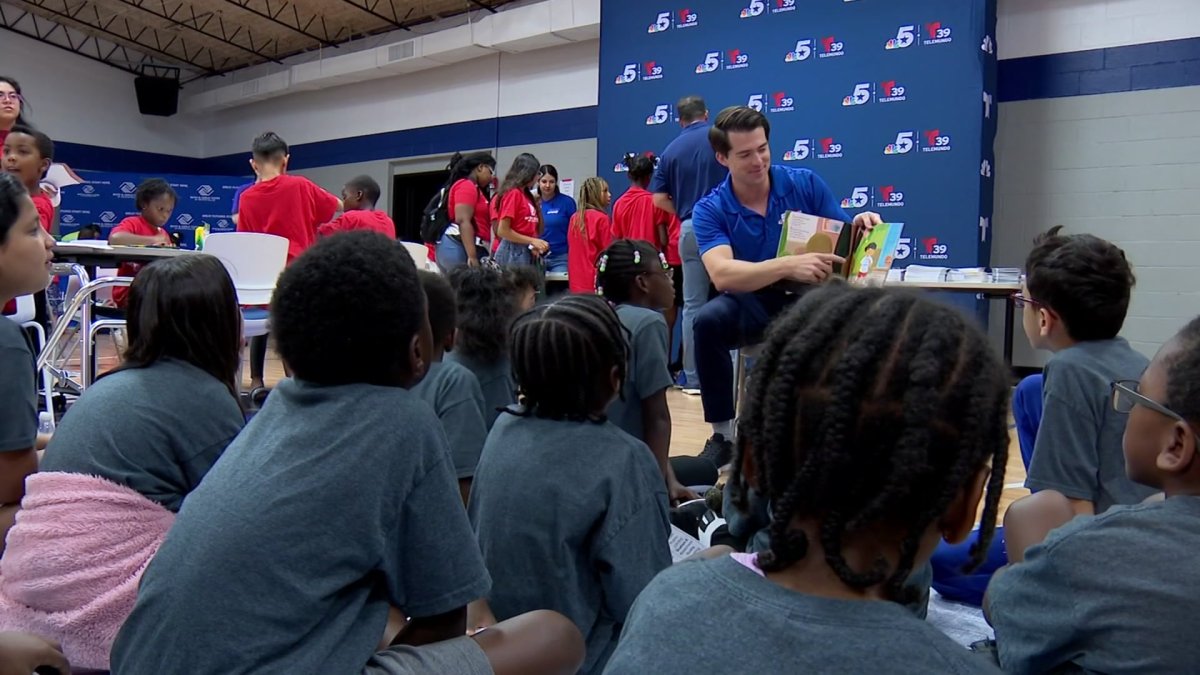 NBC 5 holds book giveaway in Reading With You initiative – NBC 5 Dallas ...