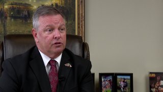 Tarrant County Commissioners again propose cutting voting sites – NBC 5 ...