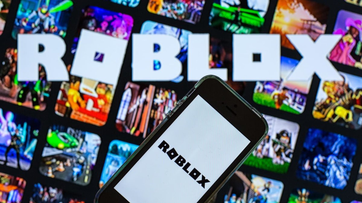 Roblox stock soars 10% after revenue beat, strong user growth – NBC 5 ...