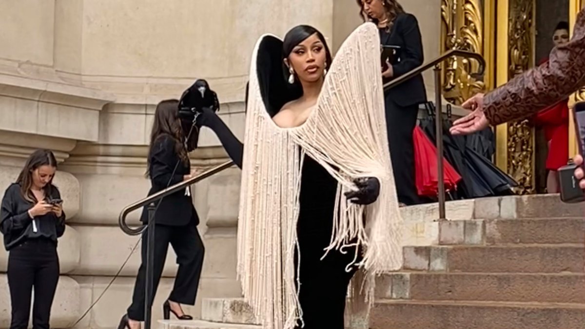 Cardi B brings live crow to Paris Fashion Week runway show – NBC 5 ...