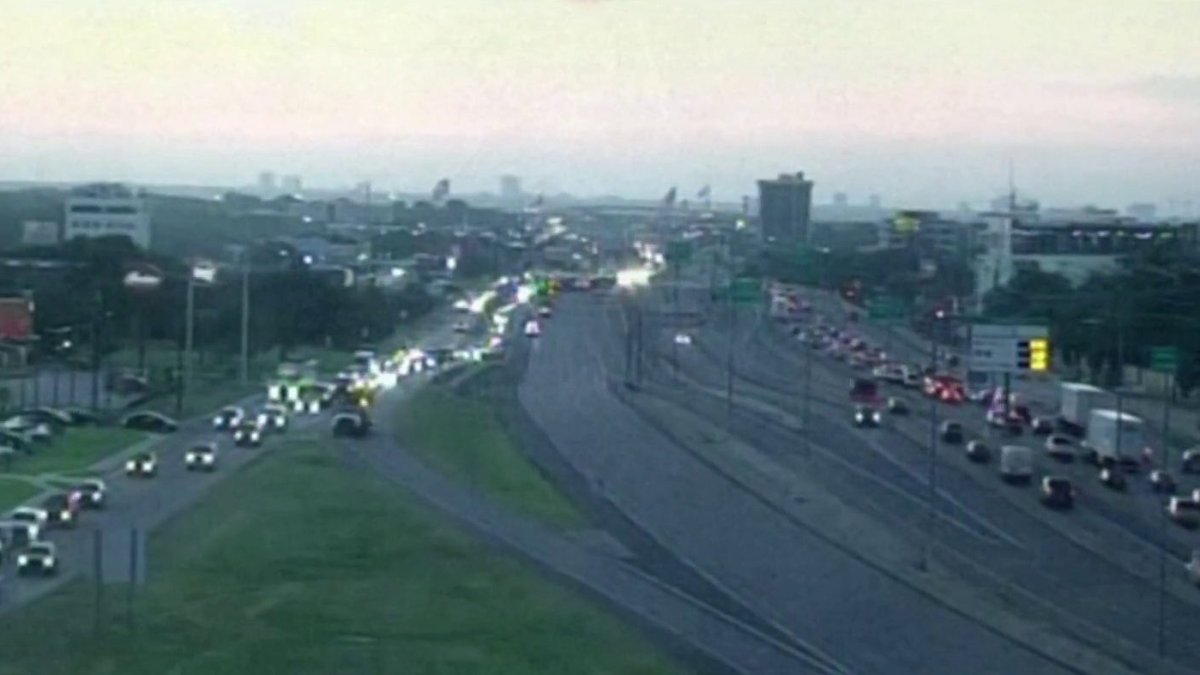 SH-183 closed near DFW Airport after single-vehicle crash – NBC 5 ...