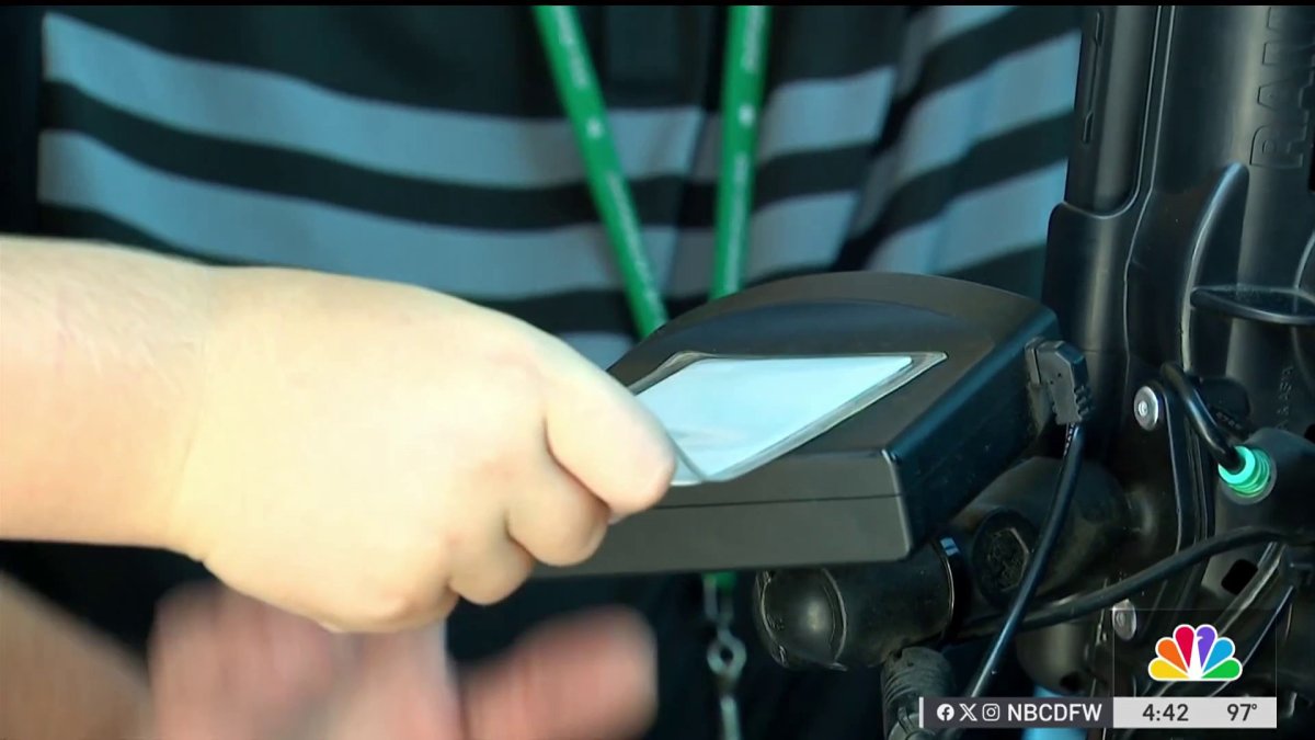 Student badge system launches to prevent North Texas bus errors – NBC 5 ...