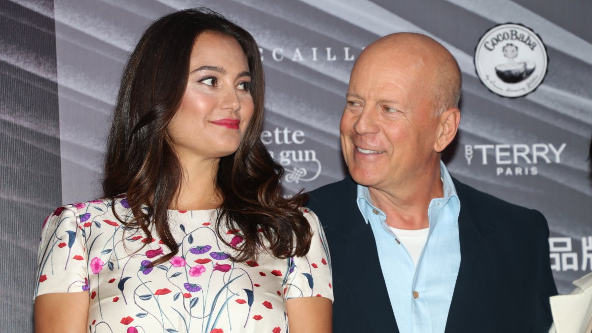 Bruce Willis’ wife shares tearful update on his dementia – NBC 5 Dallas ...