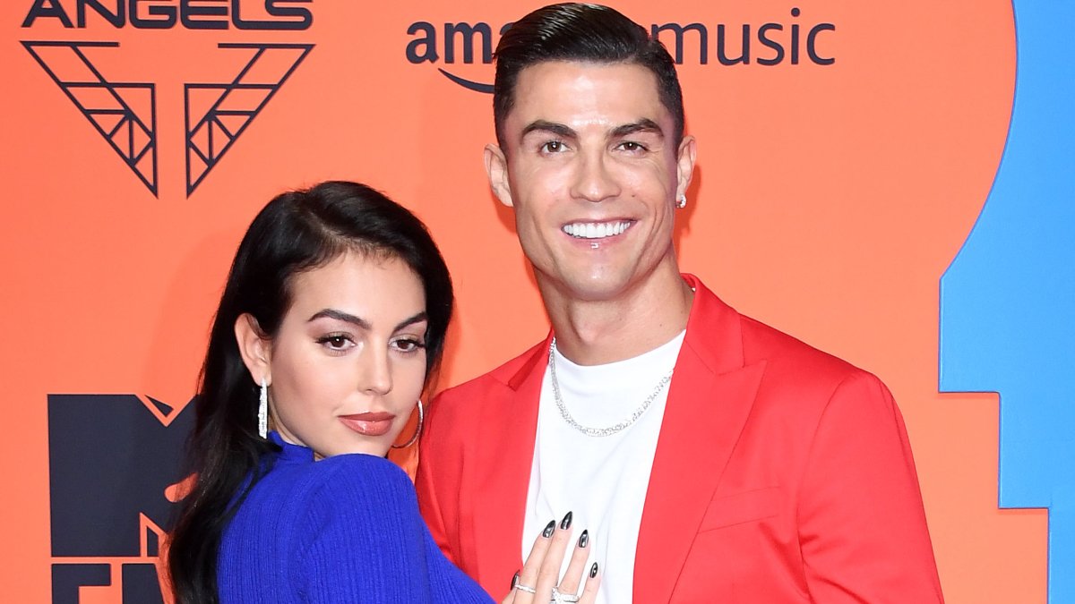 Cristiano Ronaldo, Georgina Rodriguez get engaged with huge ring – NBC ...
