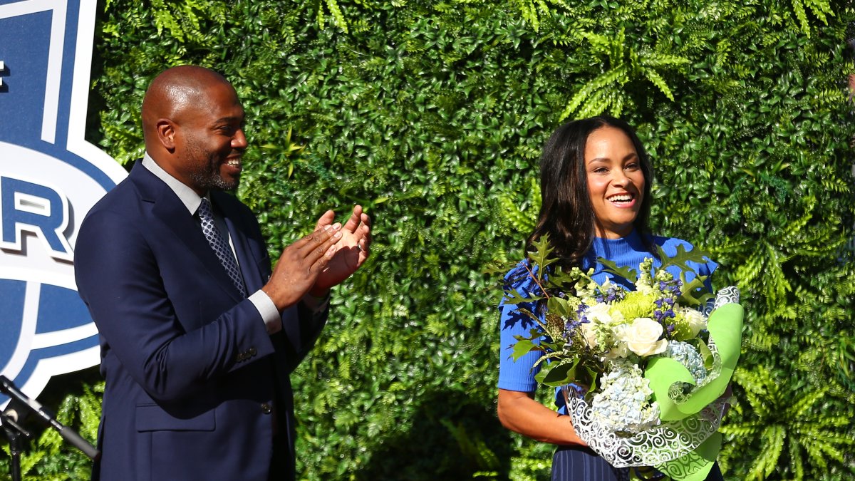 Former NFL star Shaun Alexander expecting 14th child – NBC 5 Dallas ...