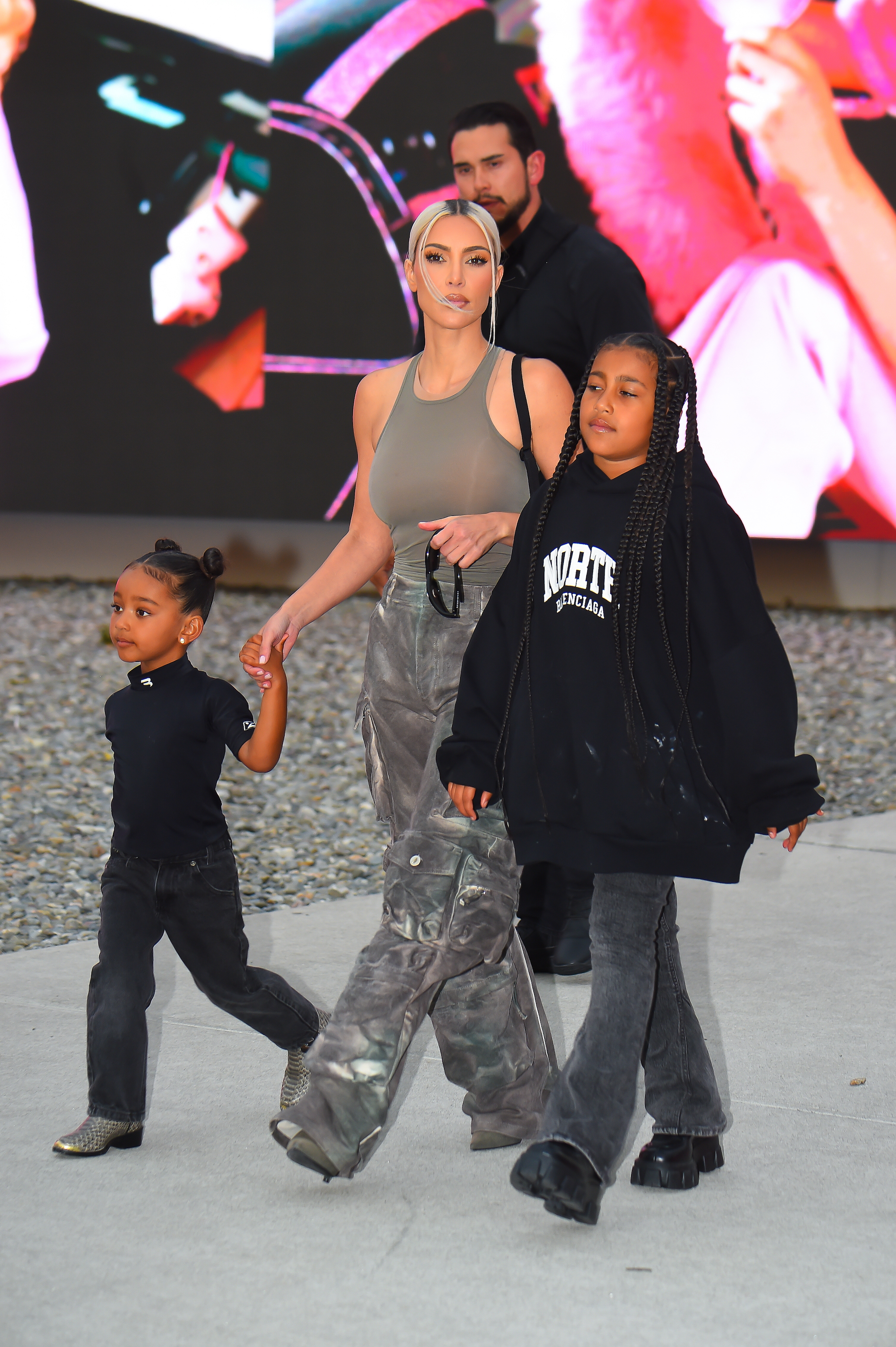 Kim Kardashian says ‘Ye’ hasn’t spoken to kids for ‘months’ – NBC 5 ...