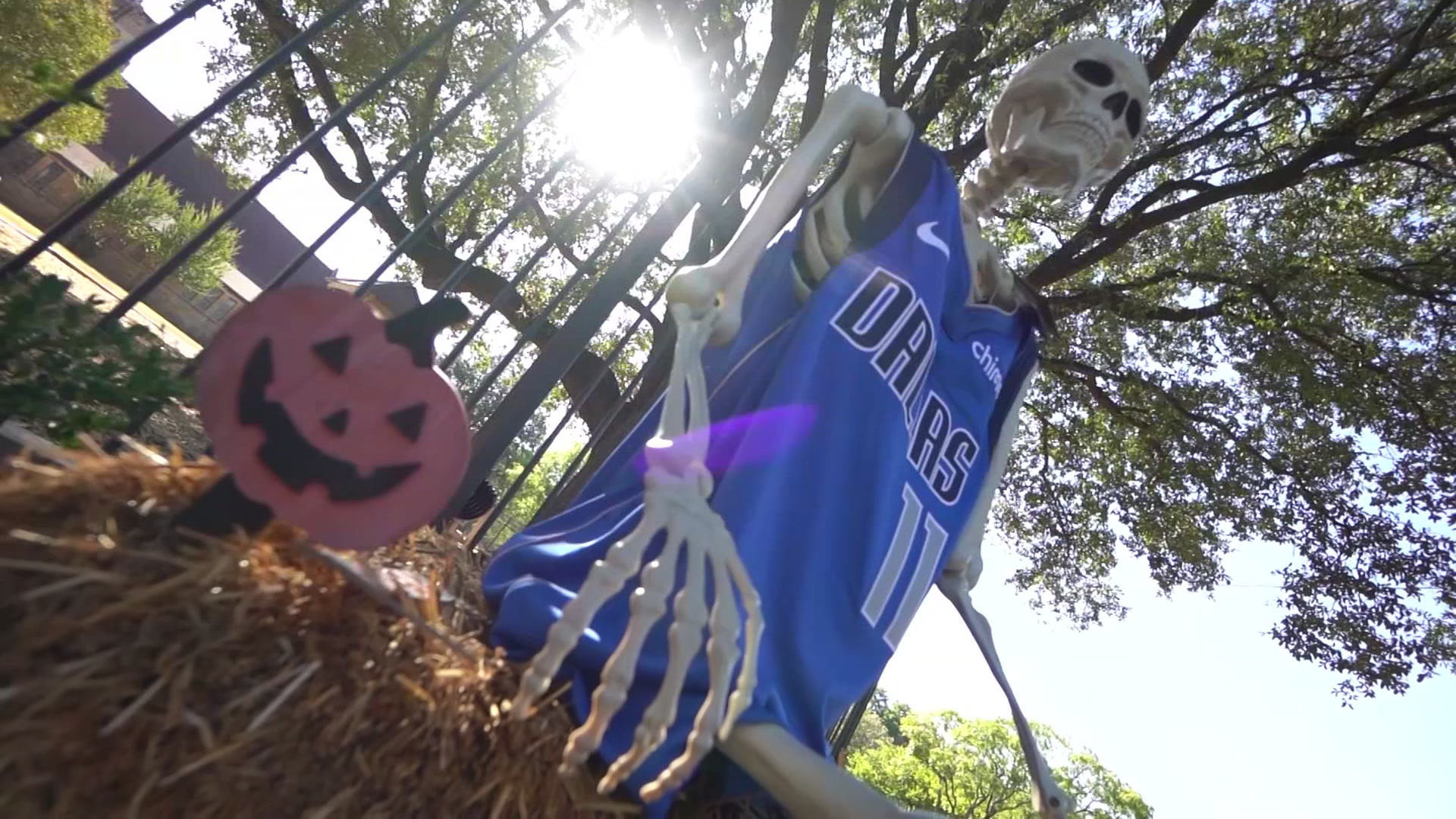 Mavs replace stolen Dirk skeleton at Fort Worth school – NBC 5 Dallas ...