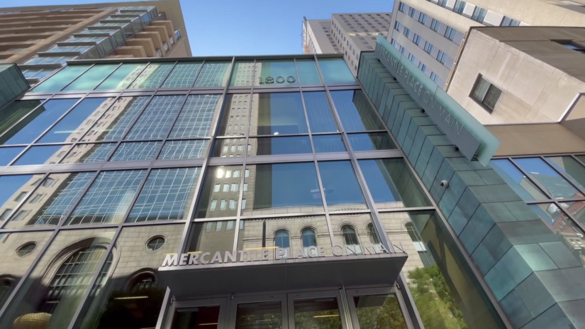 Mercantile Building closed after Dallas high-rise water pipe burst ...