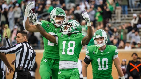 Mestemaker shines as North Texas wins 52-25 over Temple – NBC 5 Dallas ...