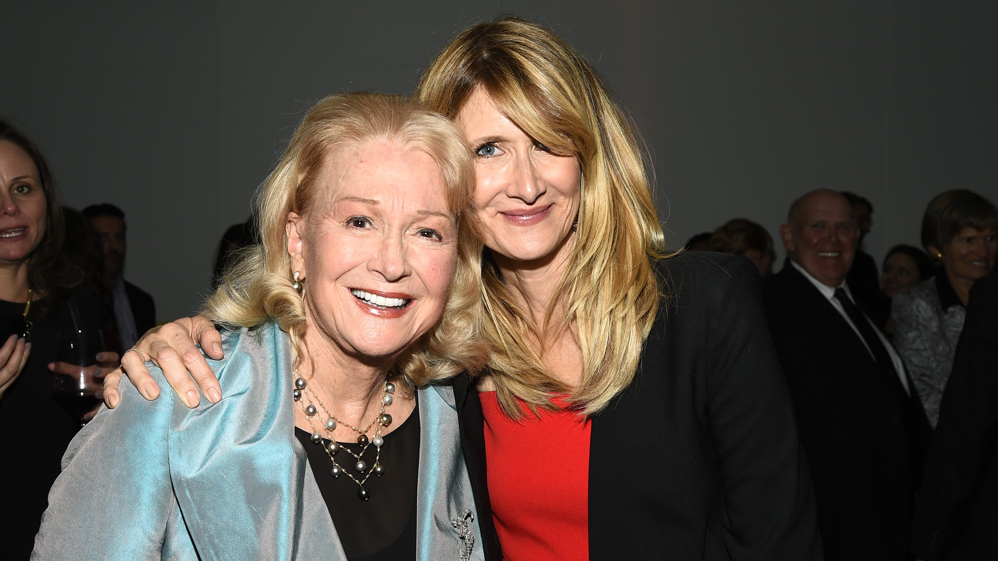 Diane Ladd, Oscar nominee and mother of Laura Dern, dies at 89 – NBC 5 ...
