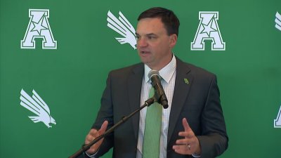 UNT’s Neal Brown hopes to retain players after CFP push – NBC 5 Dallas ...