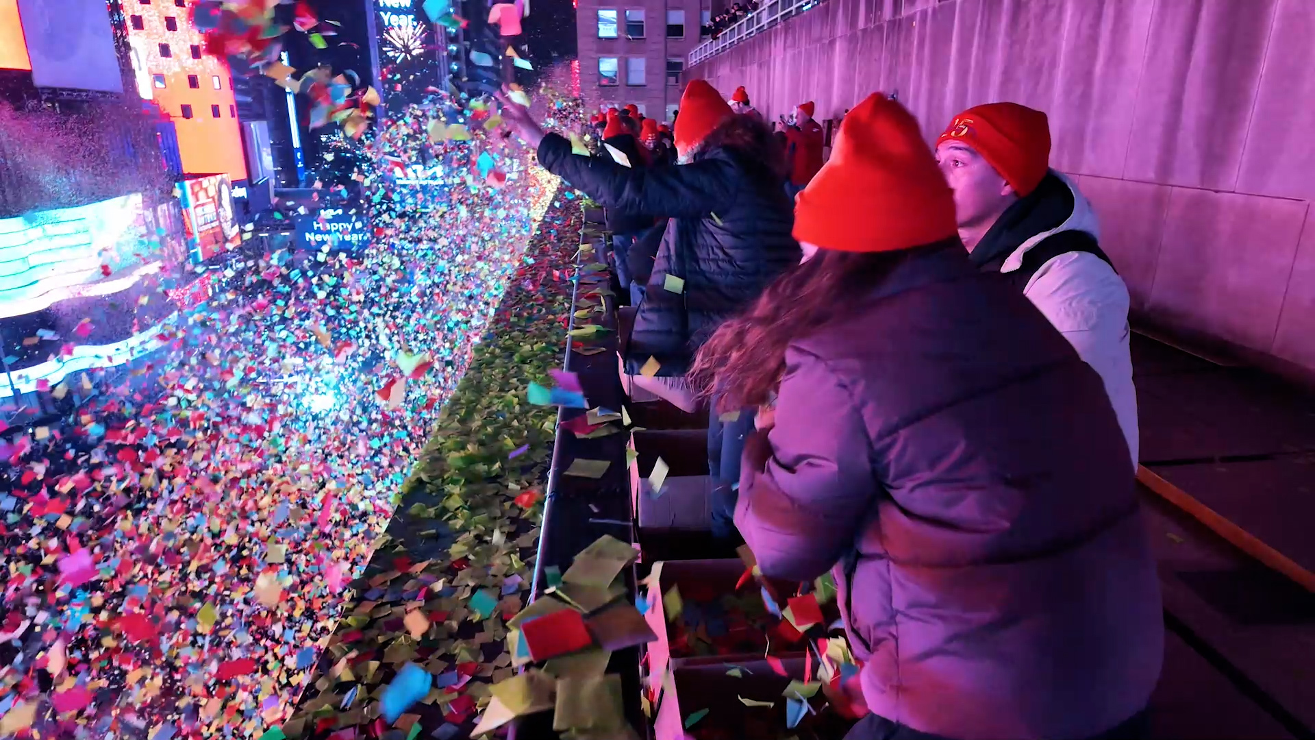 Who drops the confetti in Times Square on New Year’s Eve? – NBC 5 ...
