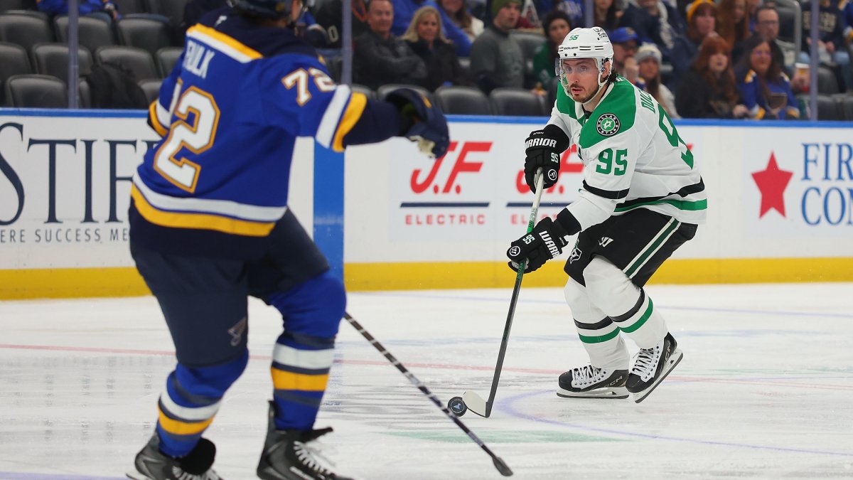 Stars beat Blues 4-3 after surviving late comeback – NBC 5 Dallas-Fort ...