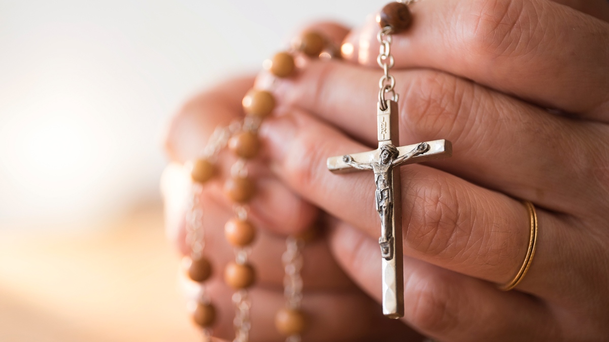 Catholic influencer’s 5-year-old son dies after contracting flu – NBC 5 ...