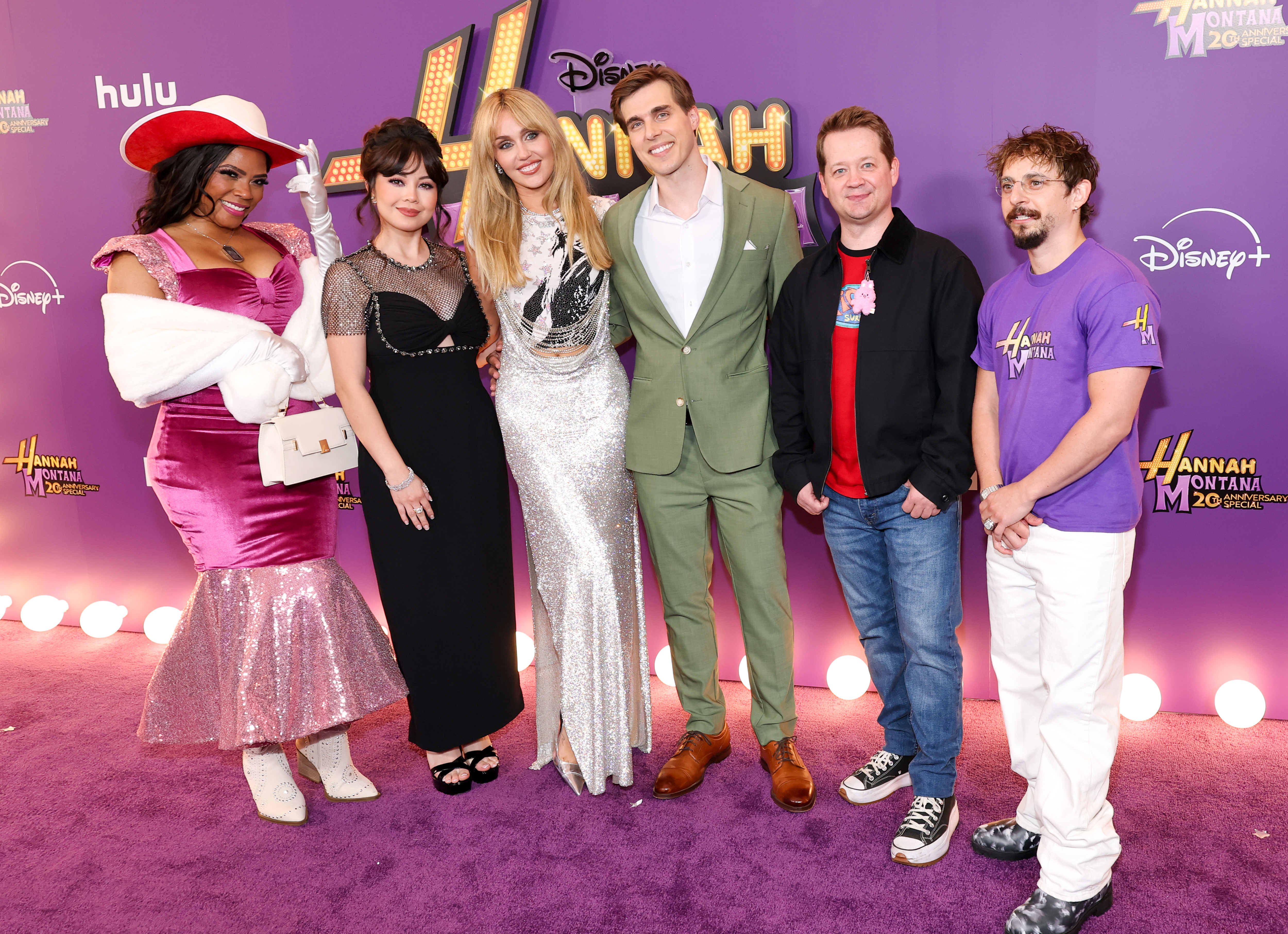 Miley Cyrus celebrates ‘Hannah Montana 20th Anniversary Special’ – NBC ...