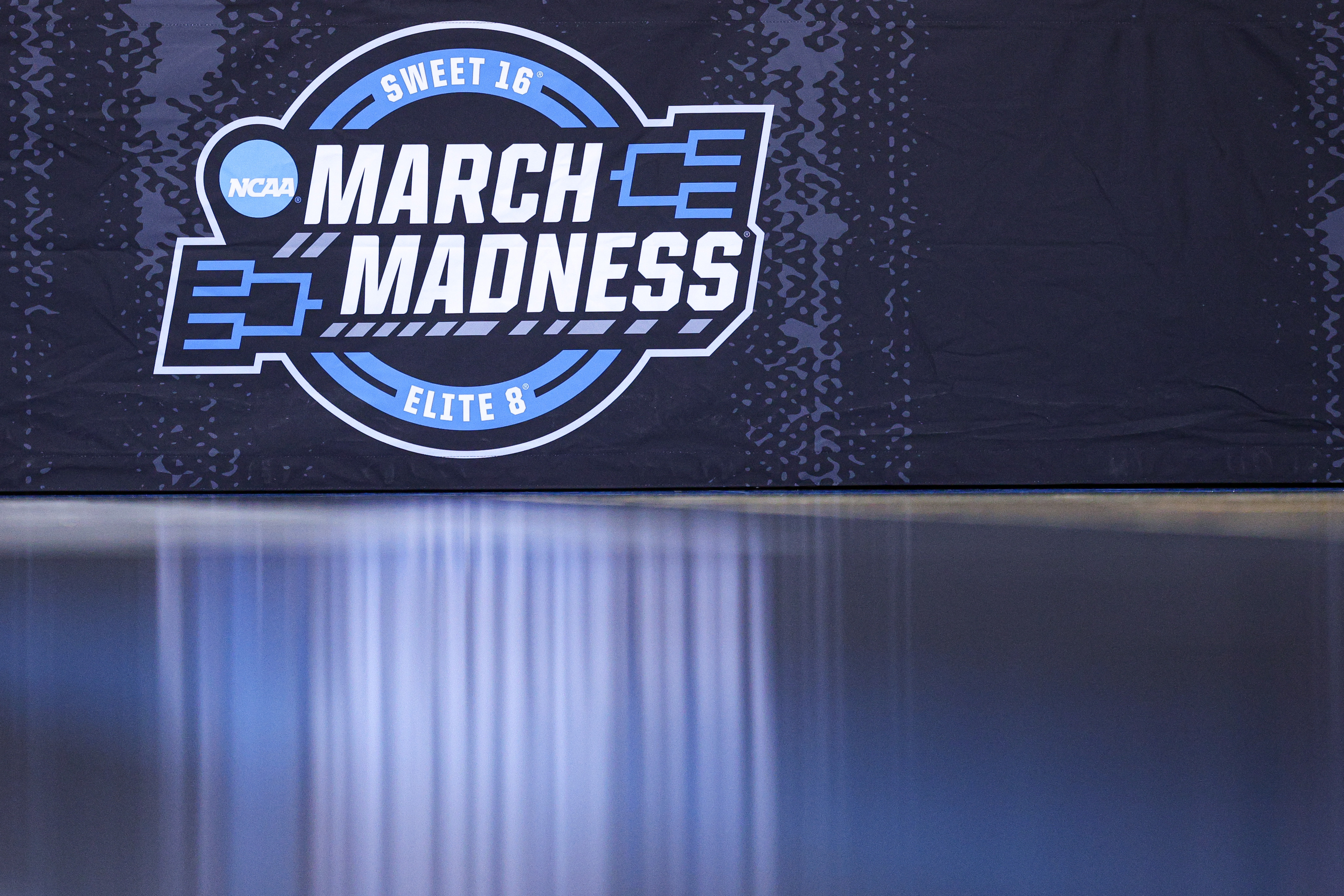 When do March Madness brackets close? Deadline to submit your picks ...