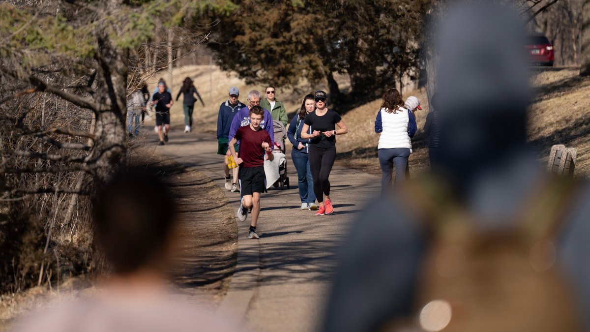 Thought exercise to make your daily walk even healthier – NBC 5 Dallas ...
