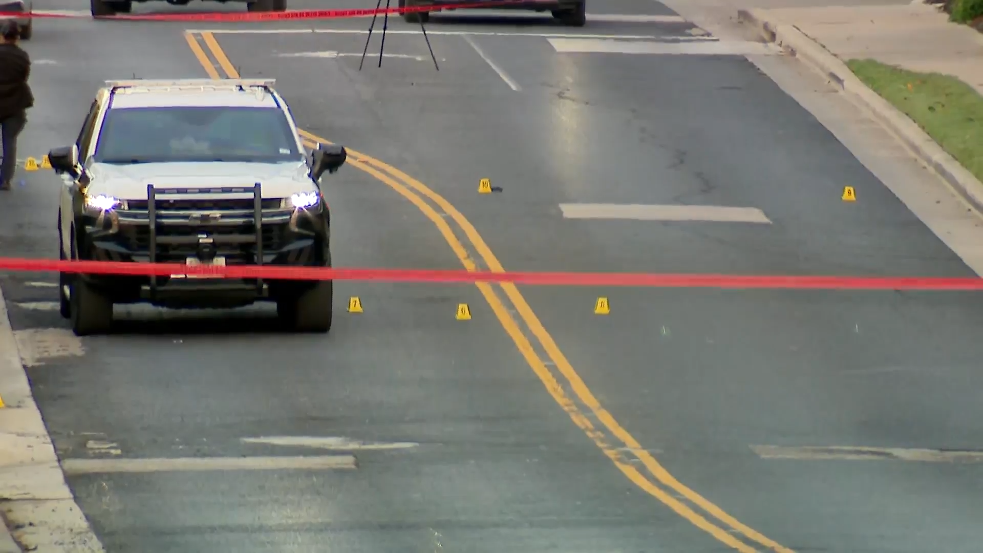 Dallas police officer injured and man shot in traffic stop – NBC 5 ...