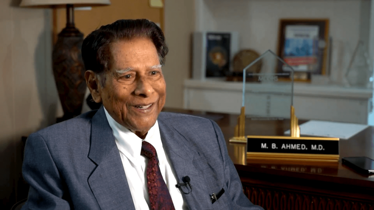 90-year-old doctor still serving thousands in North Texas – NBC 5 ...