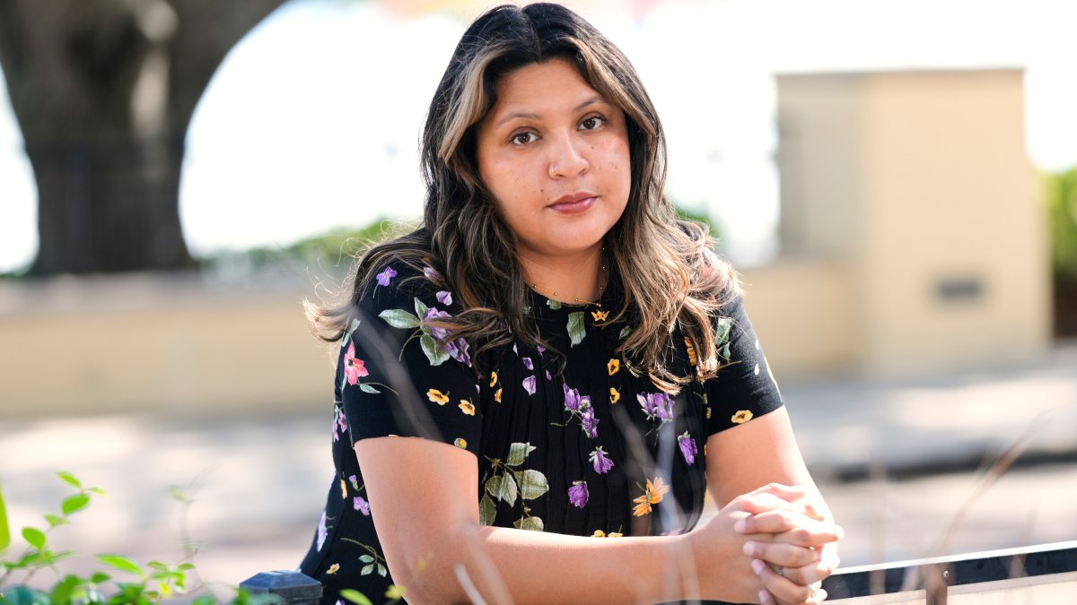 Long DACA renewal wait times leave some ‘Dreamers’ without status – NBC ...