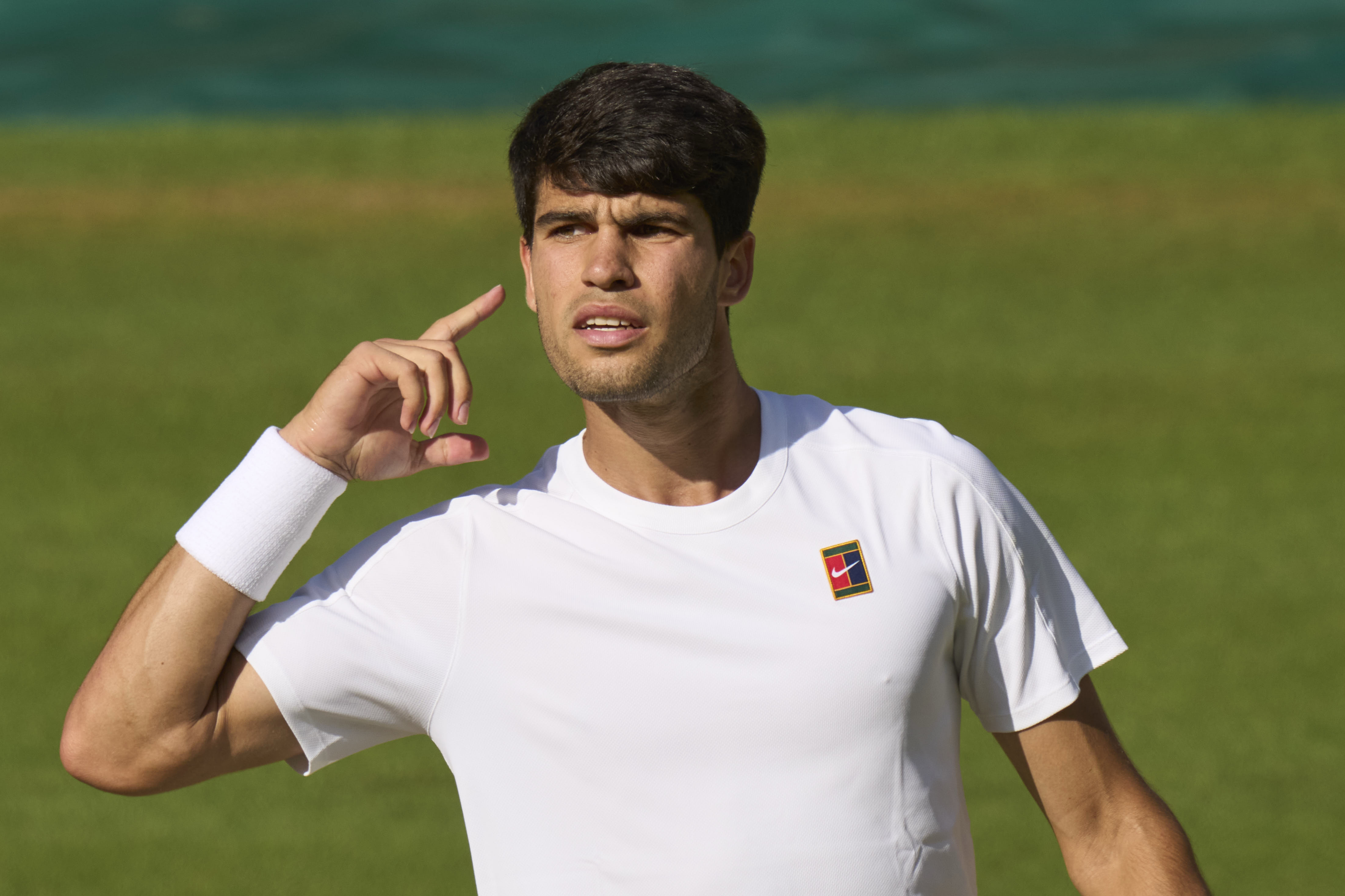 Carlos Alcaraz pulls out of 2026 Wimbledon due to wrist injury – NBC 5 ...
