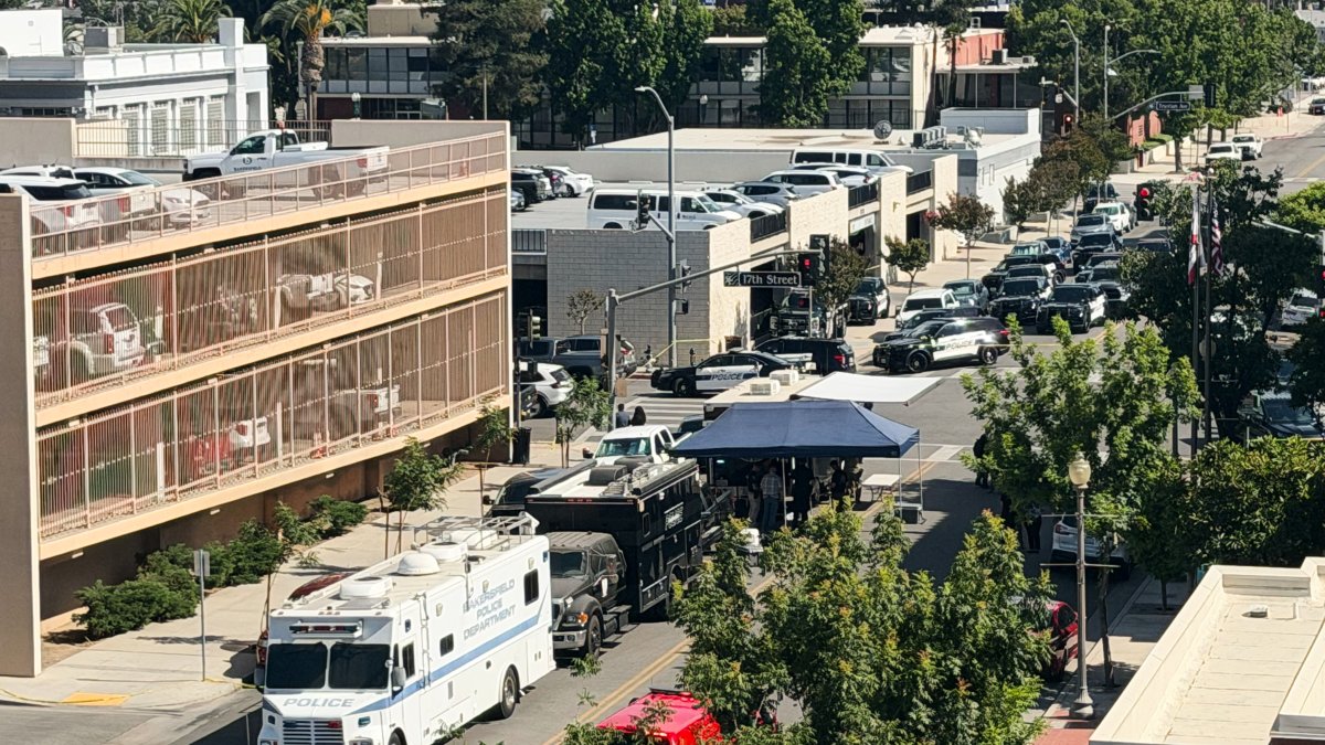 Man barricaded himself inside Chase bank building in California – NBC 5 ...