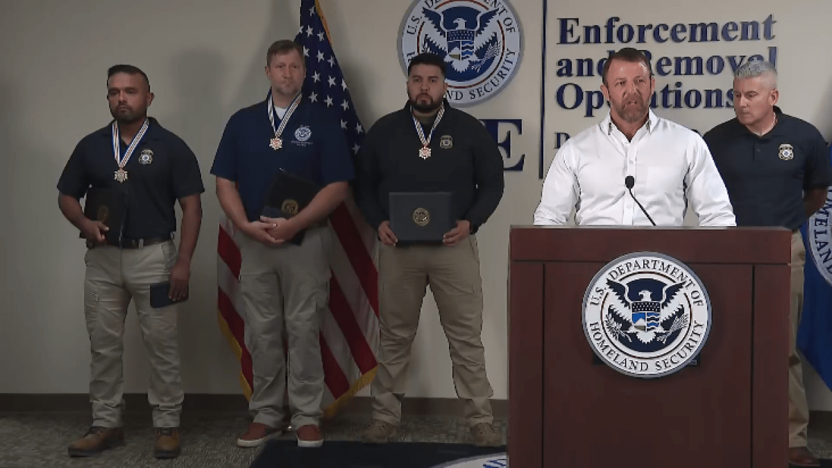 DHS honors officers from 2025 ICE attack – NBC 5 Dallas-Fort Worth