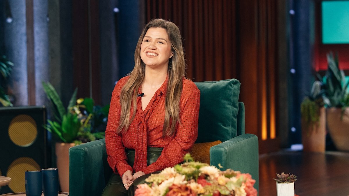 Kelly Clarkson Says Brooklyn Store Snubbed Her Store Responds Nbc Boston